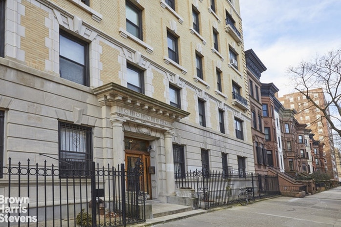 Closed: 296 Sterling Place, Brooklyn, New York, ID: 19414243 - Brown ...