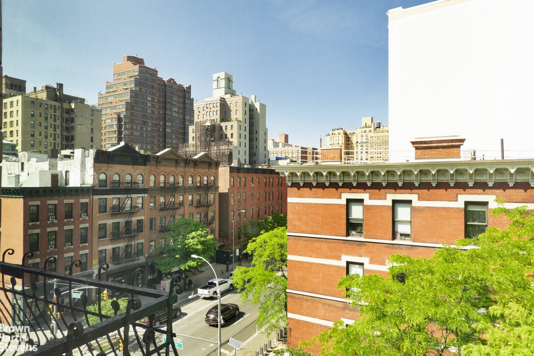 Closed: 182 West 82nd Street, Upper West Side, NYC, ID: 20178346 ...